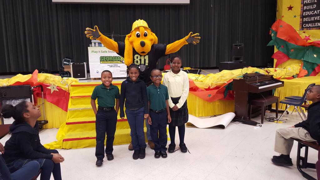 Digger Dog attends Career Day at Narvie J Harris Traditional School ...