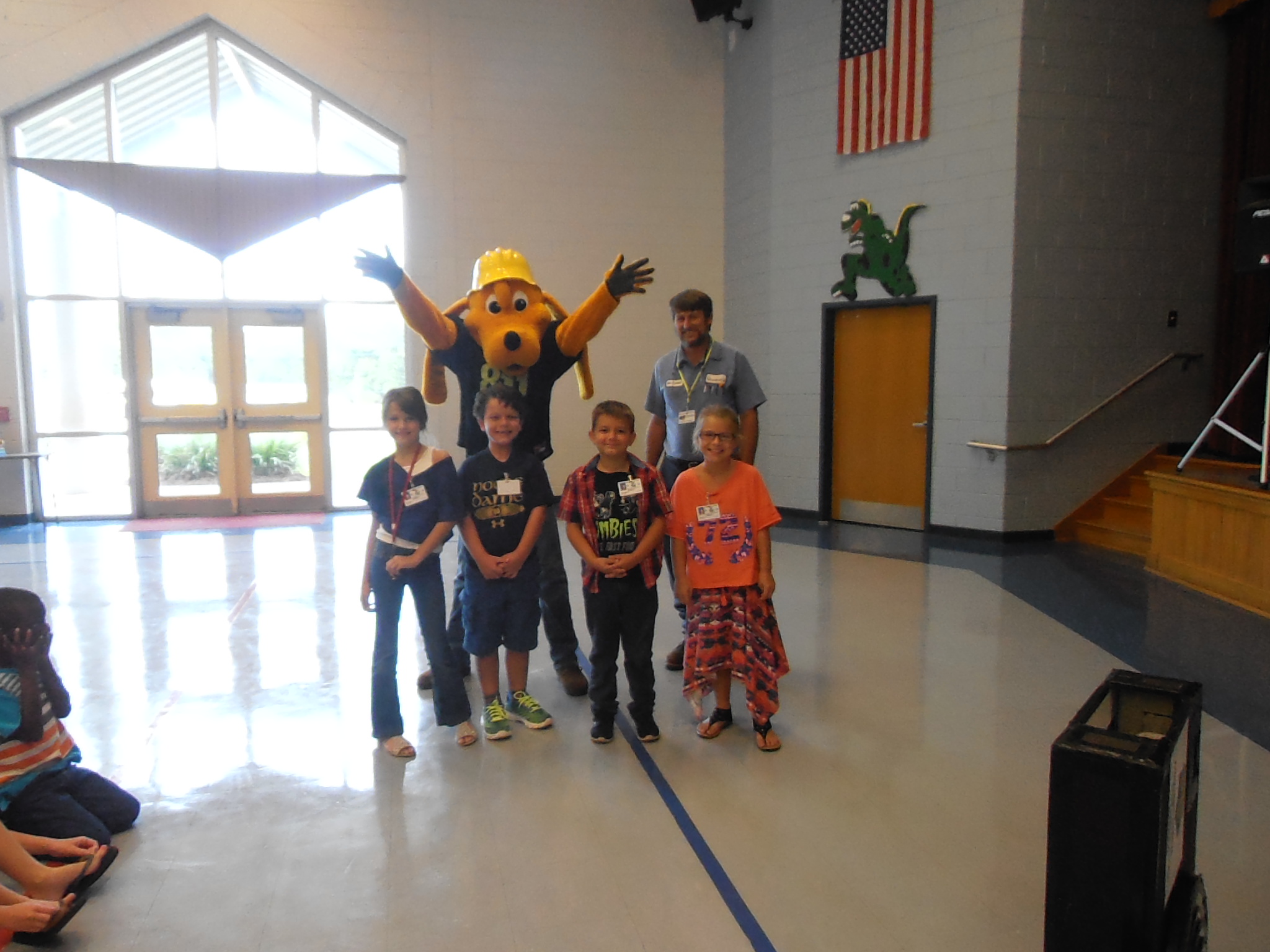 Digger Dog visits Dames Ferry Elementary – Digger Dog